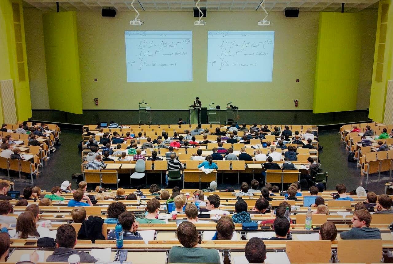 College Bed Bug Control - How To Prevent Infestations